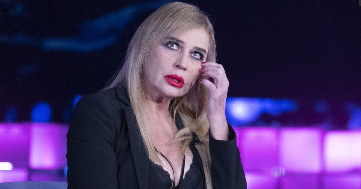 Verissimo, Lory Del Santo racconta la malattia del figlio Loren