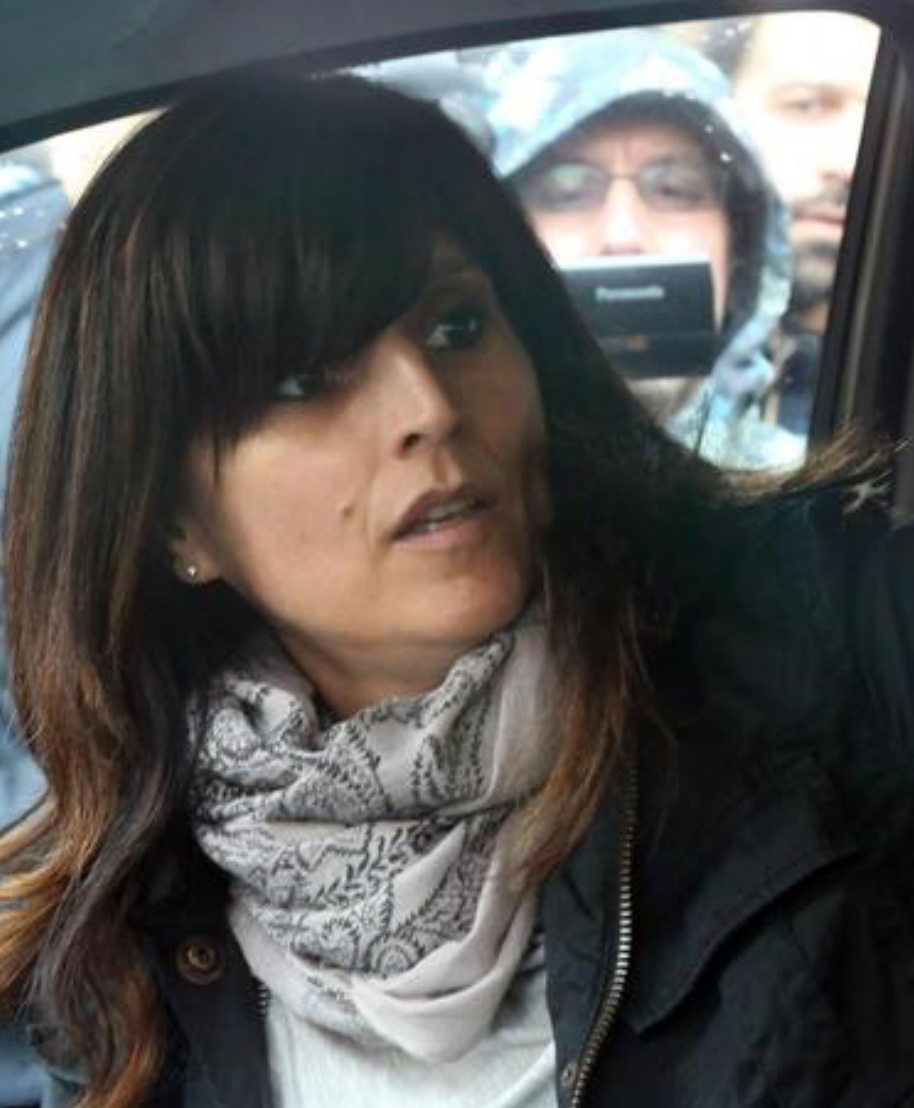 Franzoni un po' la capisco, bufera per la tazza choc per la mamma